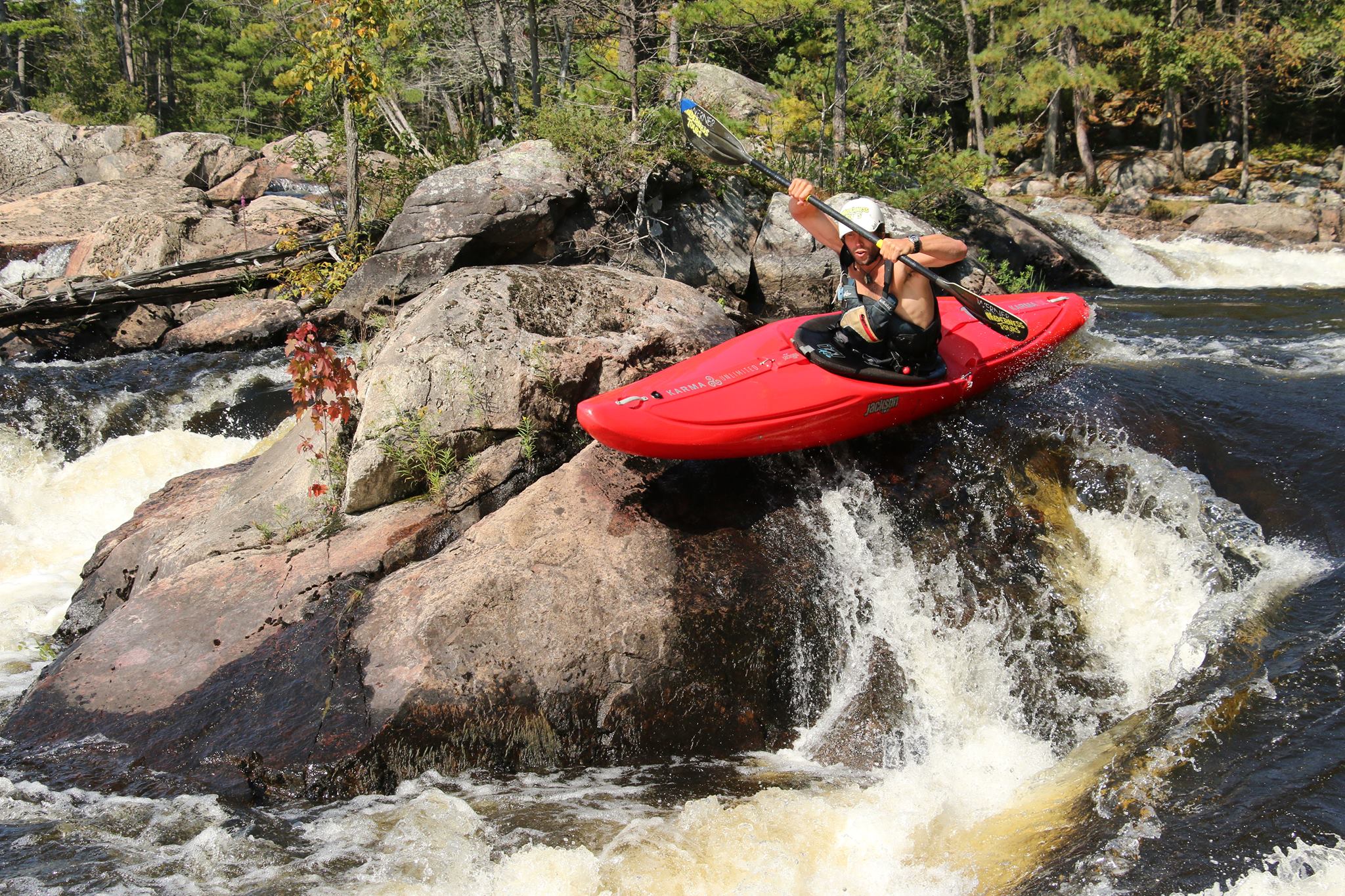 Neoprene Sprayskirts: What's better? Bungee or Rand? – Level Six